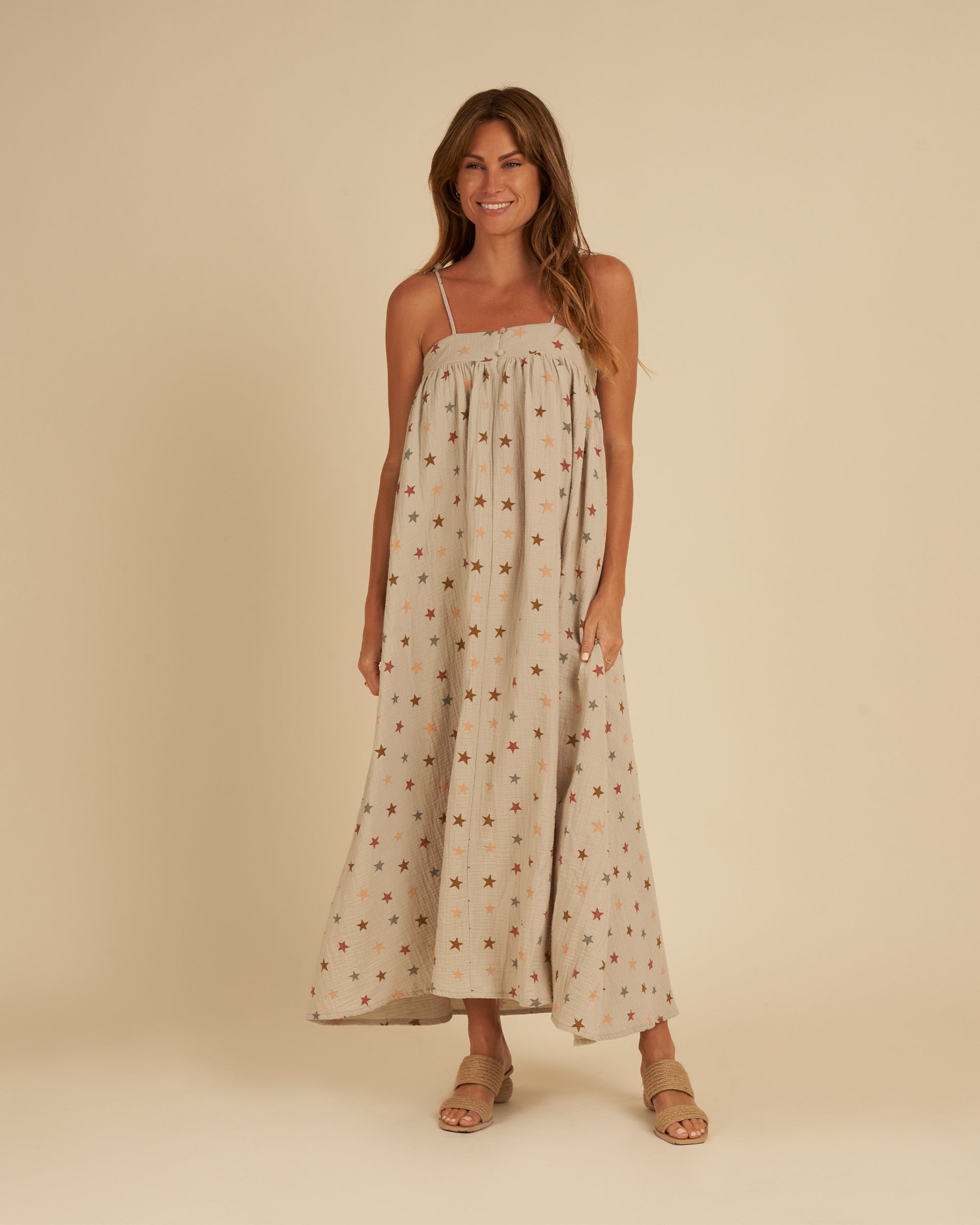 women – Rylee + Cru