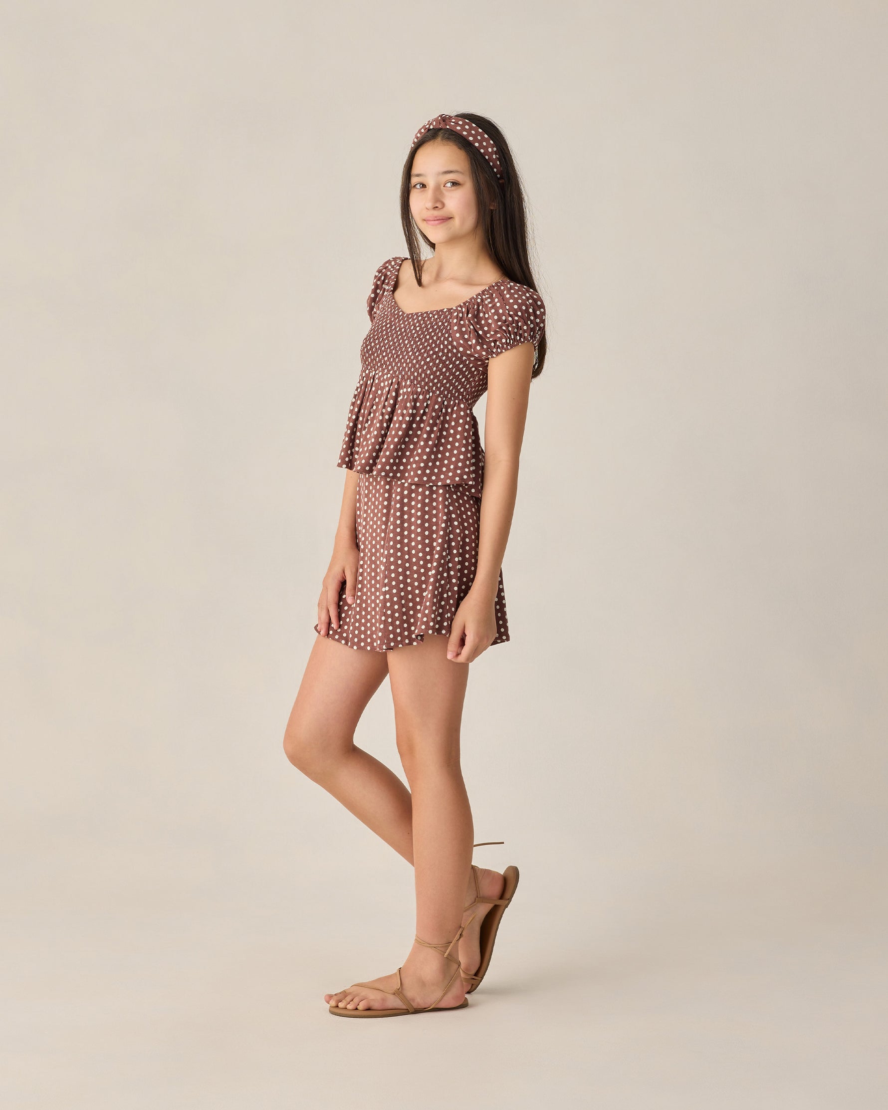 Falda Rachel para adolescente con lunares color chocolate – Rylee + Cru